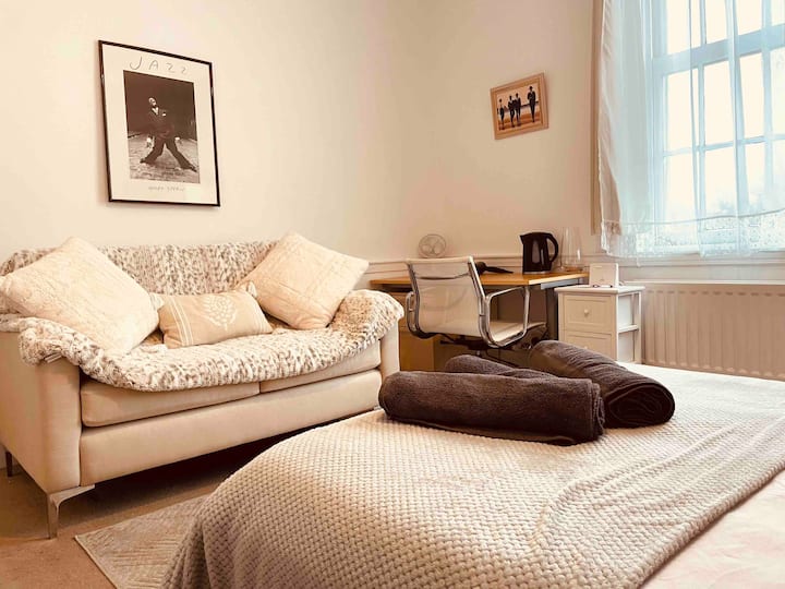 Cosy Studio 15 Mins Walk To Town Centre Reading... - Reading