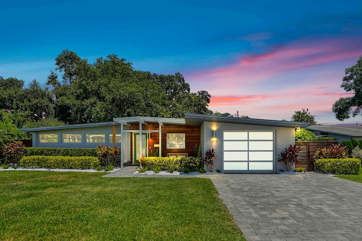 Sodo 3 Br Oasis W/outdoor Spaces * Sleeps 8* - Orlando, FL