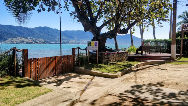 Casa Charmosa Em Condomínio A Passos Da Praia! - Ilhabela