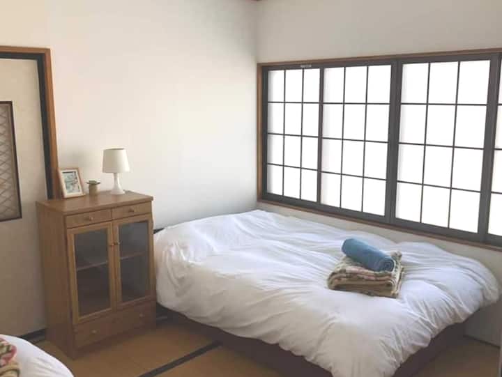 The Drop Inn, Single Bunk Bed, Free Pickup - Hakuba