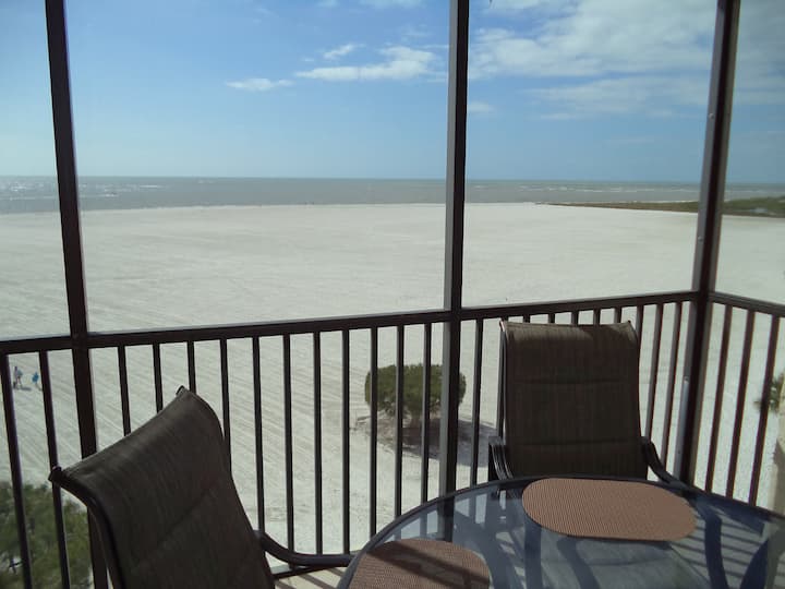 Oversized Corner Unit Directly On Beach 5th Floor - Fort Myers Beach, FL