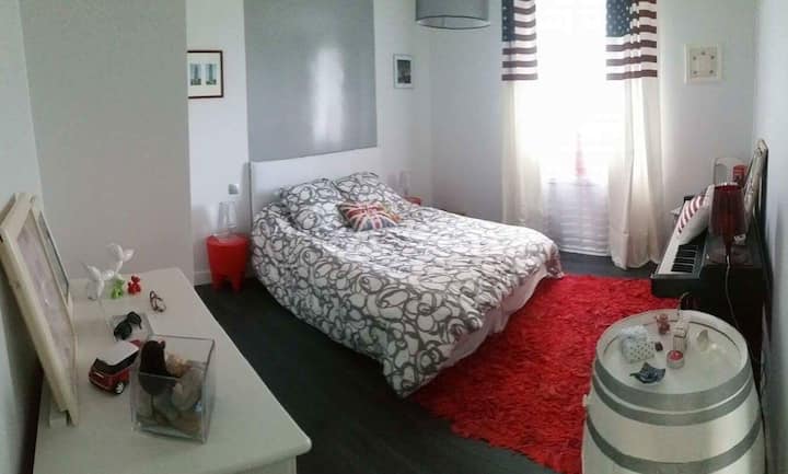 Chambre Cosy Dans Appartement Clair - Boé