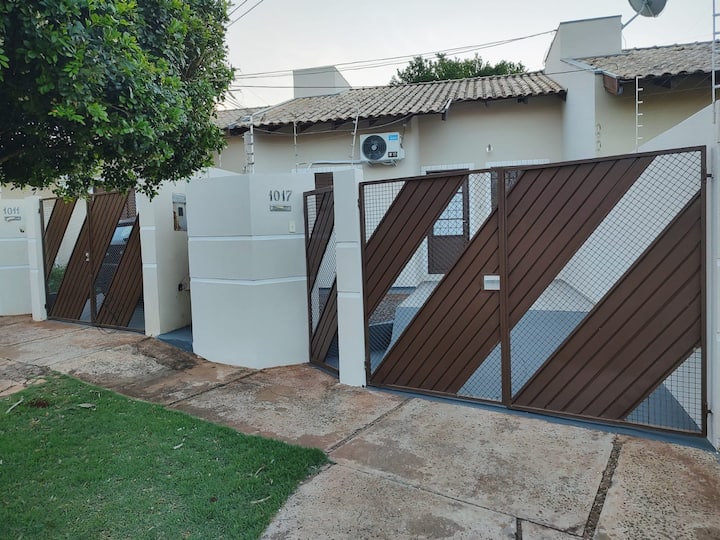 Casa Privativa Próximo Ao Centro E Aeroporto. - Campo Grande