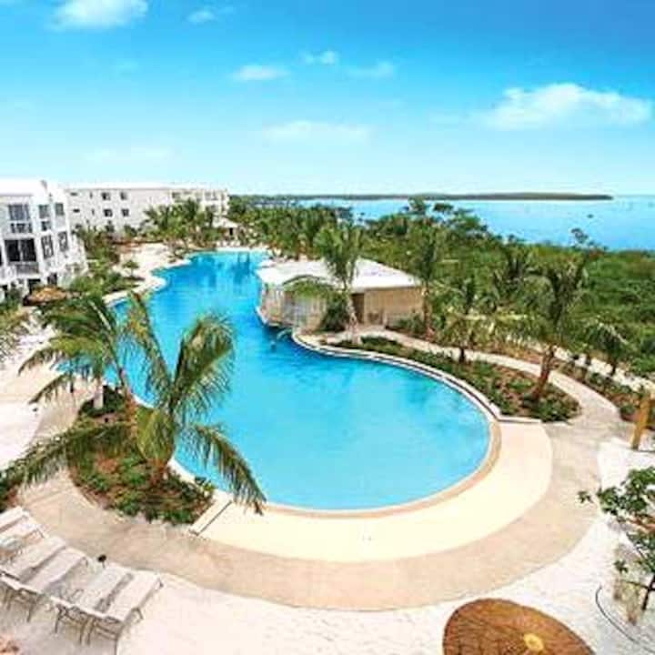 Fun Keys Getaway In Best Resort - Key Largo