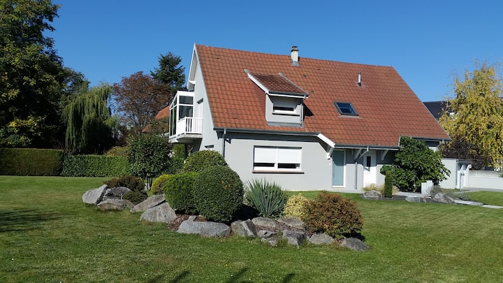 Spacieux Appartement Contemporain Indépendant - Alsace