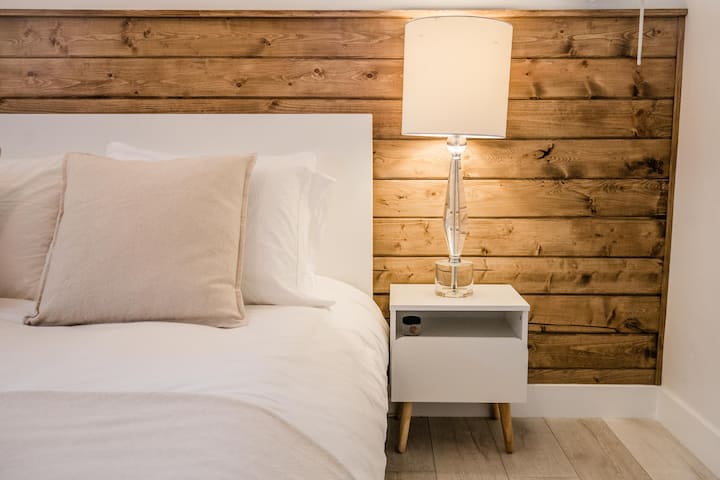 Monarch Cottage, A Cozy And Eco-conscious Stay - Long Beach, CA