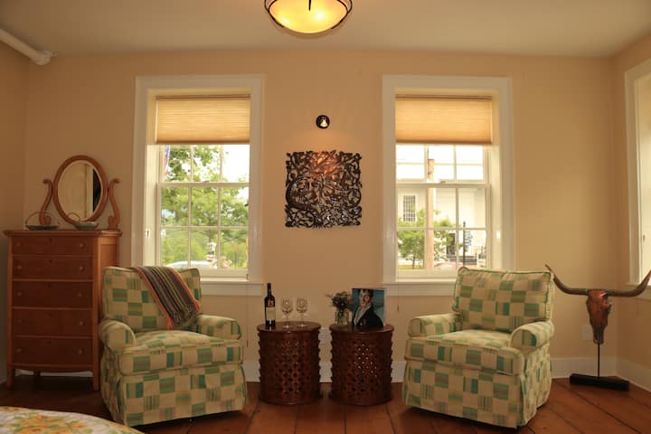 Parlor Suite - Stowe, VT