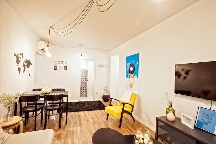Batchae, Two Bedroom Flat Near Bačvice Beach - Split