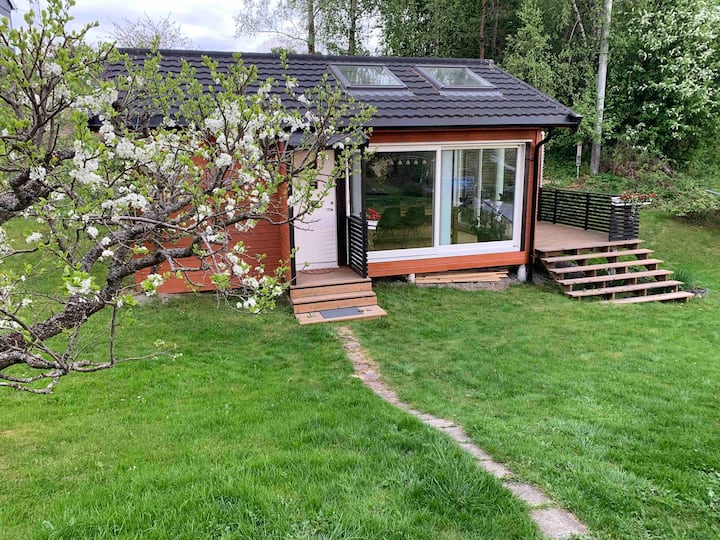 Lite Hus I En Hage - Fullt Innredet Leilighet - Trondheim