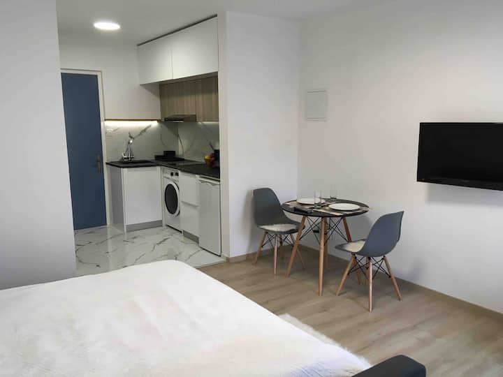 Renovated Studio - Kato Paphos