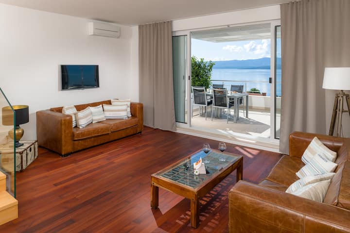 Large Maisonette Apartment With Hot Tub - Bol