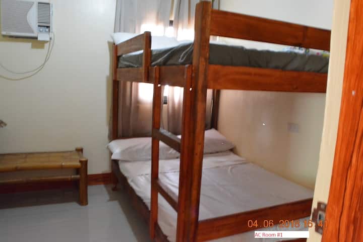 Beach-side A/c Bedroom-1- Bignay-1, Sariaya,quezon - Candelaria