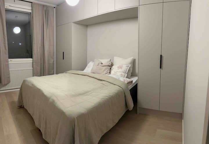 Just Renovated Apt Near Metro - エスポー