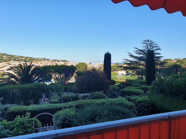 Appartement Dans Résidence Avec Piscine Et Tennis - Sainte-Maxime