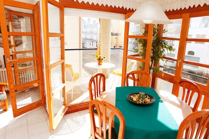 3 Rooms + 2 Parking Next To The Beach. - Tossa de Mar