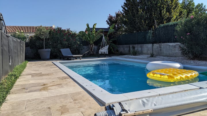 Villa Climatisée Avec Piscine. - Montélimar