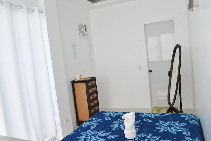 Ginatilan Beach Resort Deluxe Room (Room 14) - Samboan