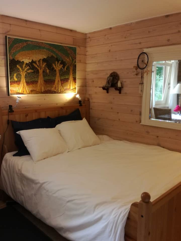 Cosy Room In   Villa Fietsafs. Gent ,  Privé Badk. - Ghent (Belgium)