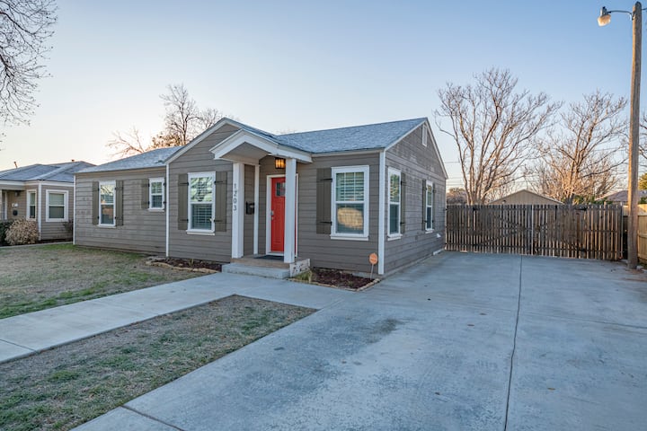 Lara's Casita - Midland, TX