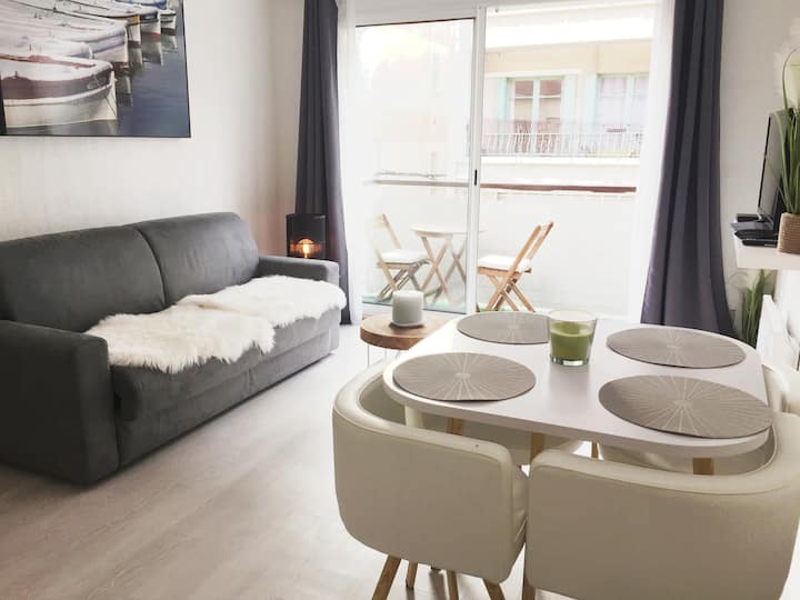 Studio Avec Clim Bandol - Plage, Port, Casino. - Bandol