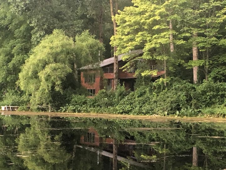 Lakefront Timber-frame Cabin & Retreat Center - United States
