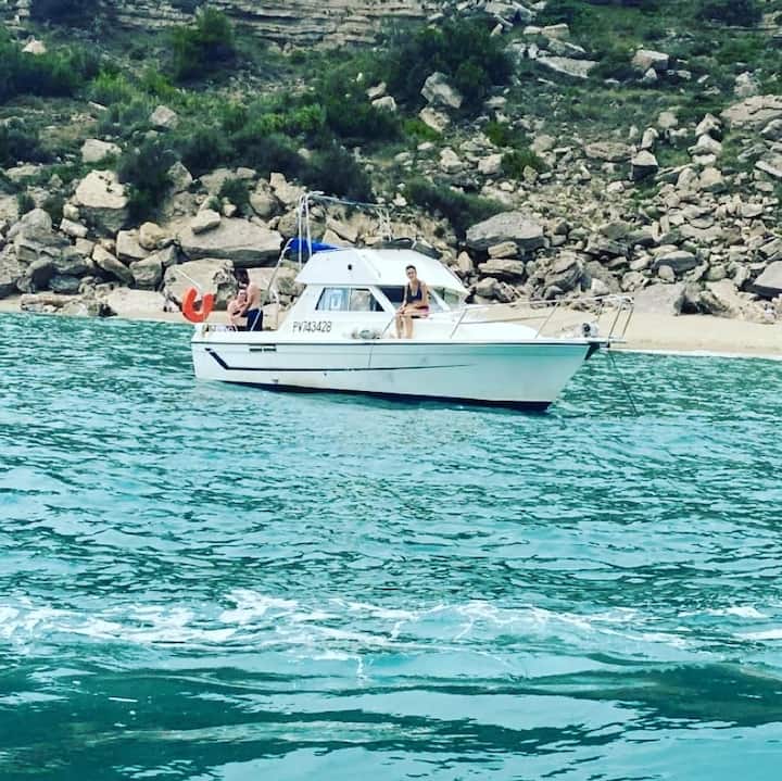 Bateau Habitable + Loisirs Offert - Sainte-Marie-la-Mer