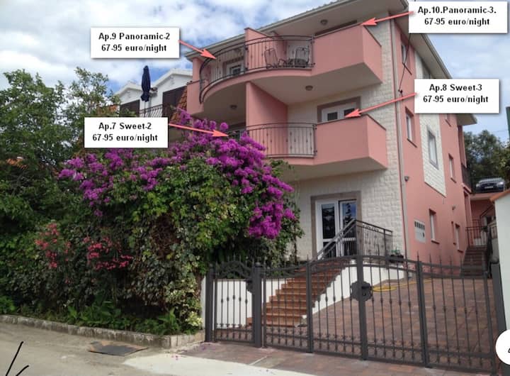 Apartments Nena Ap.1+ap.4 (8-10 People) - Seget Vranjica