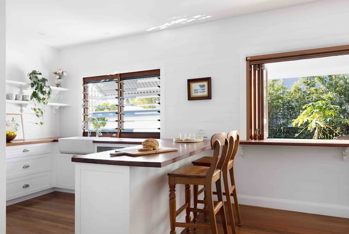 The Coconut House - Easy Stroll To Beach And Town. - Byron Bay