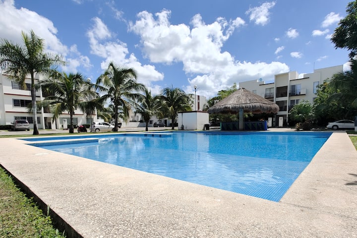 Hermoso Departamento Con 3 Habitaciones Y Alberca. - Playa del Carmen