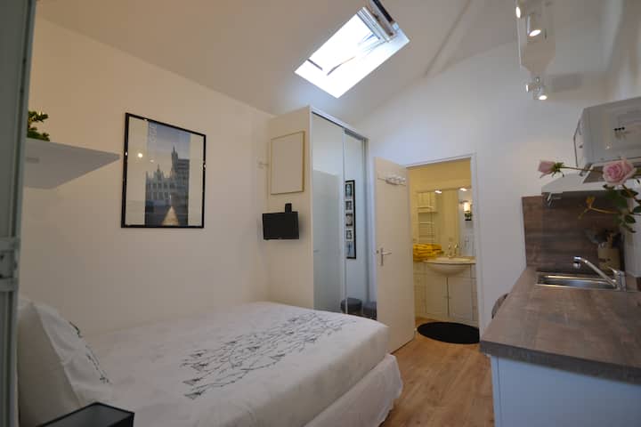 Chambre -Studette Biarritz -Milady - Bidart