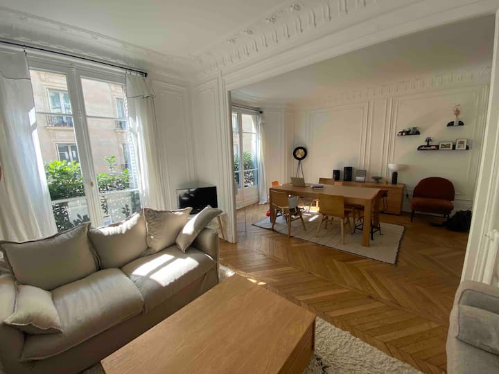 Bright Renewed Appartement - Paris