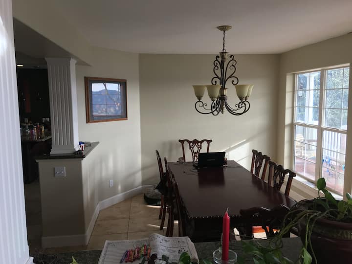 3 Bedroom Group Listing Special With 2 Bathrooms - Roseburg, OR