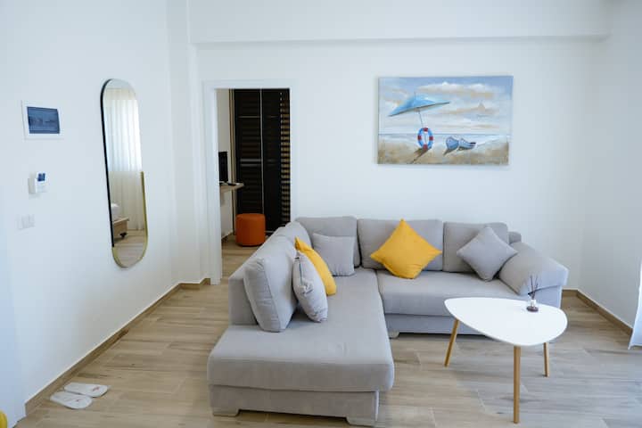 Modern And Spacious Apartment,sea & City View! - Sarandë