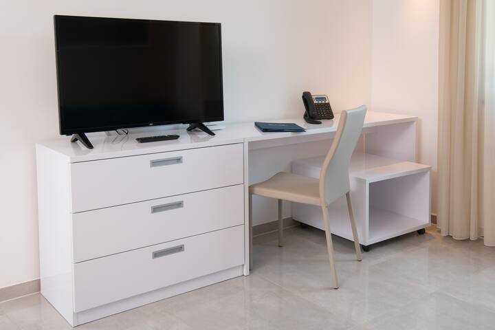 Punta Blu Aparthotel - With Pool, 350m From Beach - Premantura