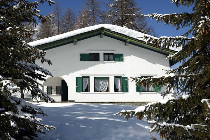 Appartamento In Villa A Pila - Pila