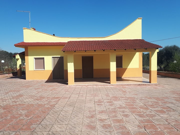 Casa Vacanza Montepizzuto
Cin:it074003c200048167 - Ceglie Messapica