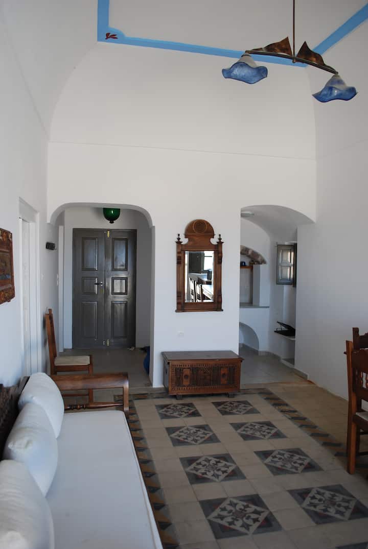 Kallisti Captain's House @ Palm Tree Hill - Oia