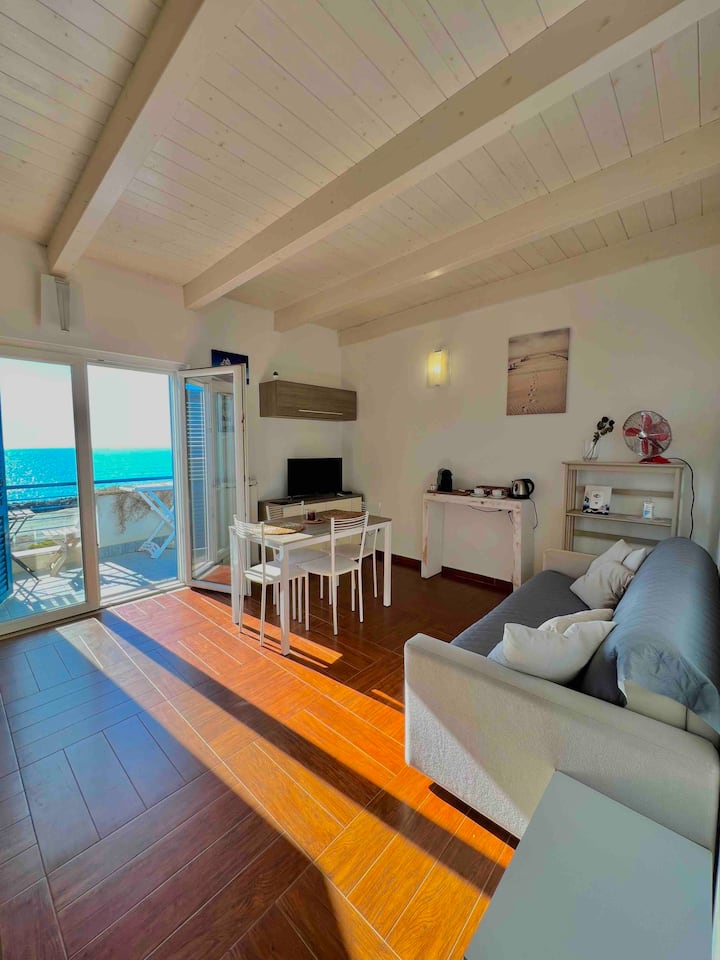 Alba Suite - Rome Airport (Fco) - Fronte Mare - Fiumicino