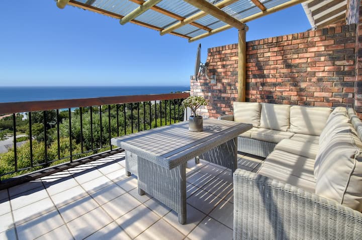 'Catch The Breeze' In Plettenberg Bay - Plettenberg Bay