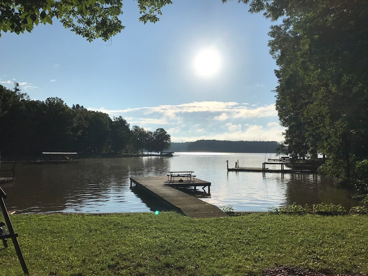 The Margaret Allen Ramsey Lake House - Greensboro, GA
