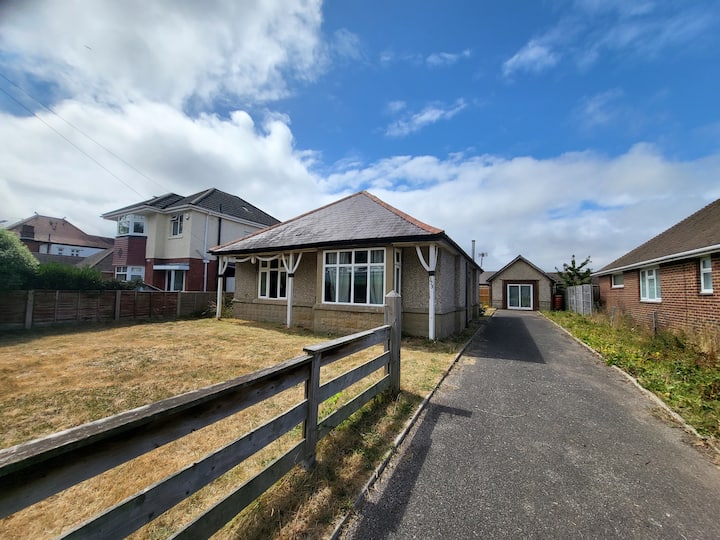 Peaceful Family Retreat - Bournemouth