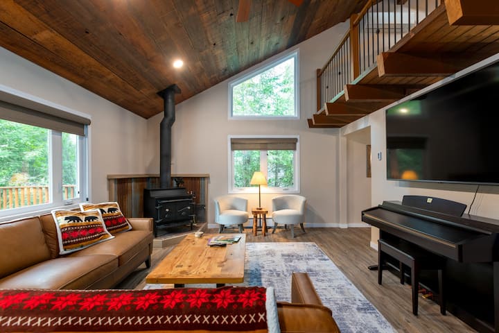 Cozy Mountain Cabin Close To All Things Whitefish - Whitefish, MT