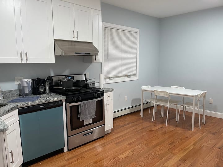 ｜Unit 4｜3b2b Apt/ Next To T&beach/ 1f/certificated - Boston Logan Airport (BOS)