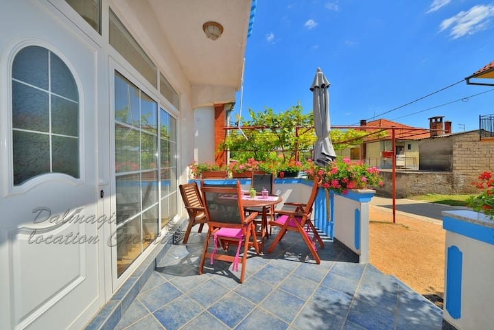 Villa Ema - Appartement Au Rez De Chaussée - Biograd na Moru