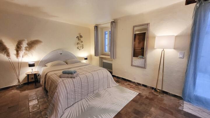 Chambre Indépendante Dans Maison De Village - Saint-Tropez