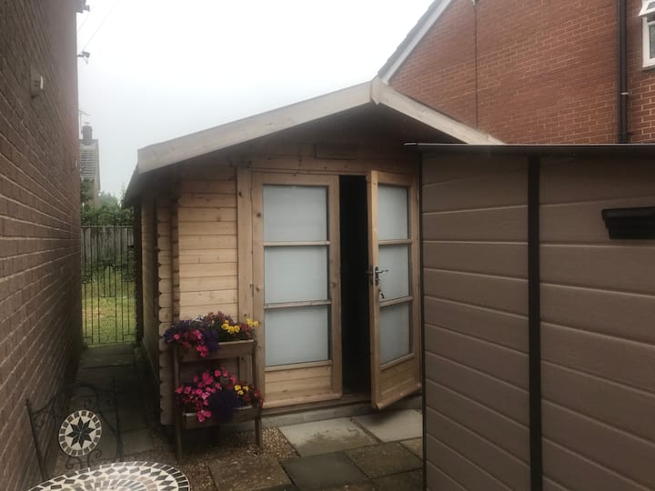 The Roberts Lodge - A Cosy Glamping Experience - 룰워쓰 후미