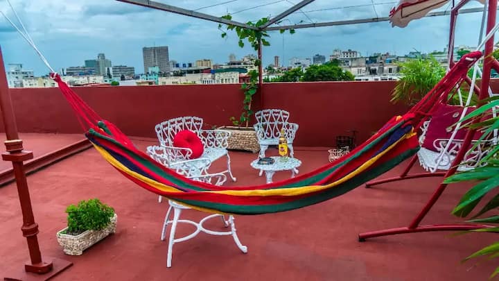 Kei House: Terraza Y Vista Al Mar - Havanna