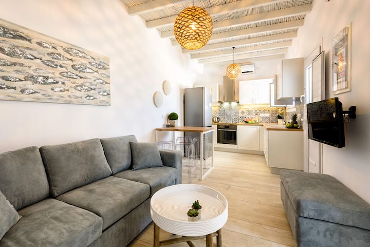 Lefkes Luxury Apartment - Paros