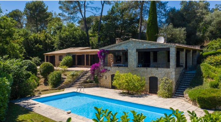 Jolie Villa à Valbonne Avec Piscine Sans Vis à Vis - Grasse