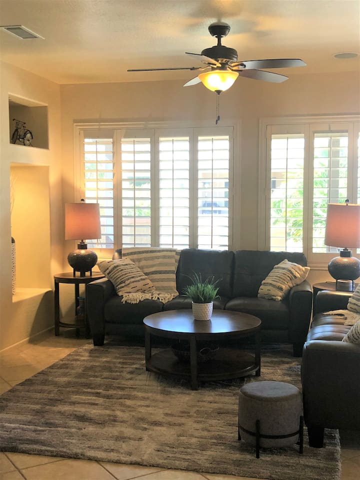 Relax, Refresh, And Enjoy The Sunshine - Peoria, AZ